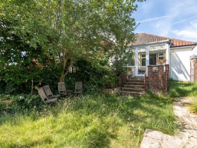 2 bedroom semi detached bungalow for sale in Kenmure Avenue, Patcham, Brighton, BN1