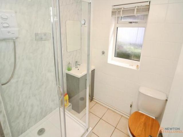 2 bedroom semi detached bungalow for sale in Kennedy Way, Leicester Forest East, LE3