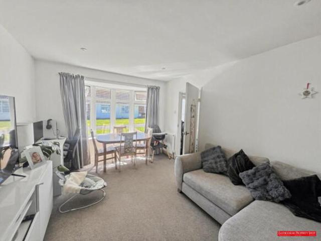 2 bedroom semi detached bungalow for sale in Kingfisher Drive, Eastbourne, BN23 7RE, BN23