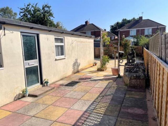 2 bedroom semi detached bungalow for sale in Kingsley Avenue, Whipton, Exeter, EX4