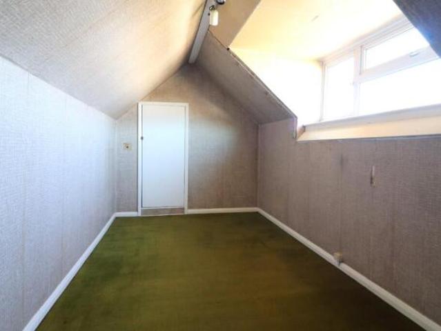 2 bedroom semi detached bungalow for sale in Laburnum Grove, Warden Hills, Luton, LU3 2DP, LU3