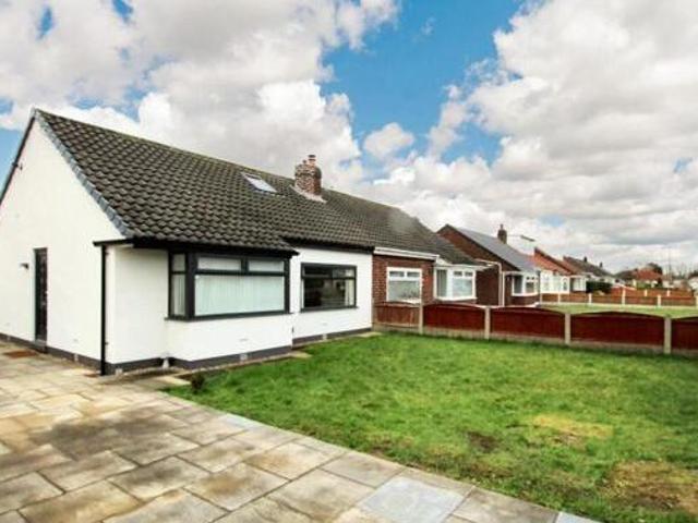 2 Bedroom Semi detached Bungalow For Sale In Lowton