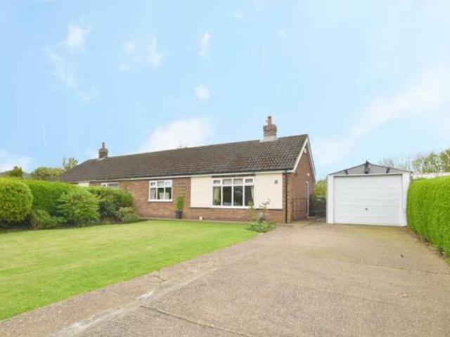 2 Bedroom Semi detached Bungalow For Sale In Main Road, Aylesby