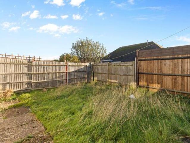 2 bedroom semi detached bungalow for sale in Mayfair Close, Polegate, BN26