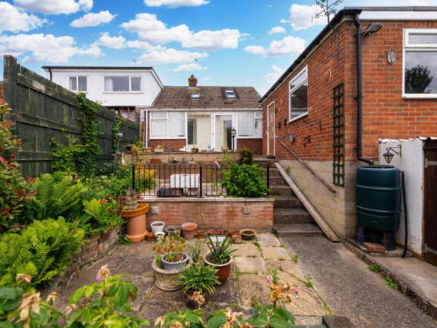 2 bedroom semi detached bungalow for sale in Meadowfields Drive, York, YO31