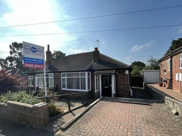2 Bedroom Semi detached Bungalow For Sale In Meanwood, Leeds