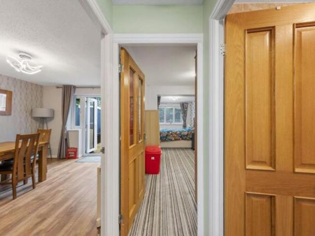 2 bedroom semi detached bungalow for sale in Montrose Close, Fearnhead, WA2