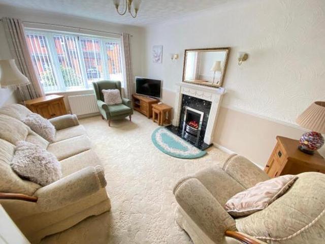 2 bedroom semi detached bungalow for sale in Naples Close, Meir Hay, Stoke on Trent, ST3 5YD, ST3
