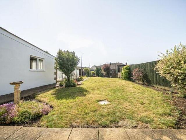 2 bedroom semi detached bungalow for sale in Pen Close, Swindon, SN25