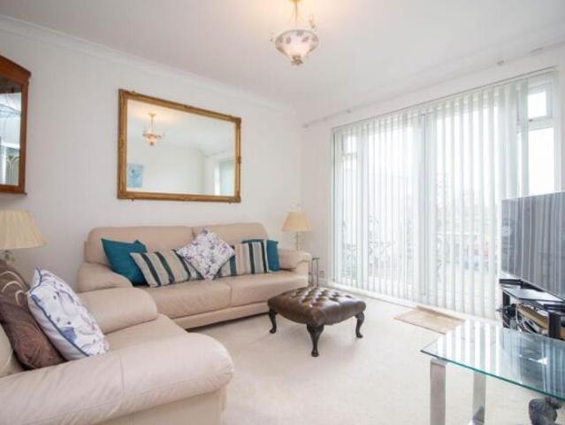 2 bedroom semi detached bungalow for sale in Penrose Avenue, Carpenders Avenue, Watford, WD19