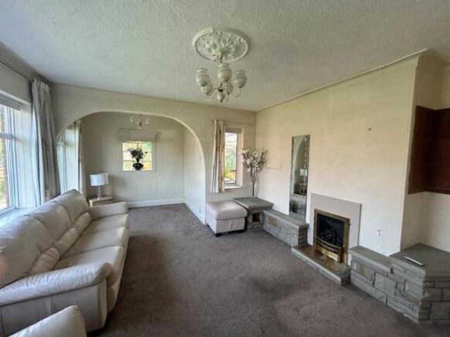 2 bedroom semi detached bungalow for sale in Pinfold Road, Leeds, LS15