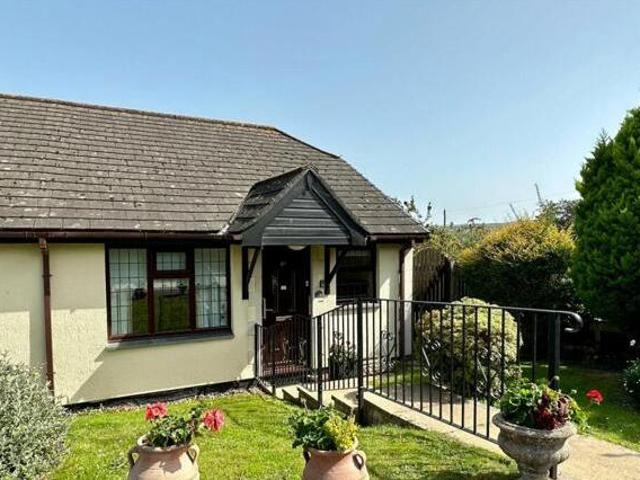 2 Bedroom Semi detached Bungalow For Sale In Rawlings Lane