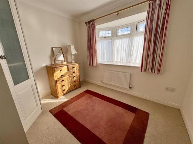 2 bedroom semi detached bungalow for sale in Robin Close, Eastbourne, BN23