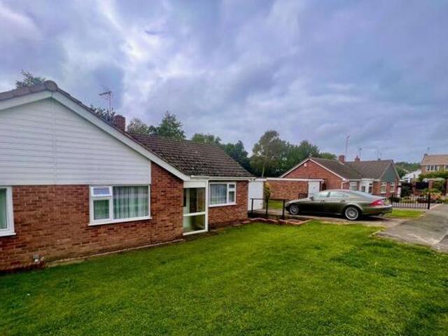 2 Bedroom Semi detached Bungalow For Sale In Swanwick