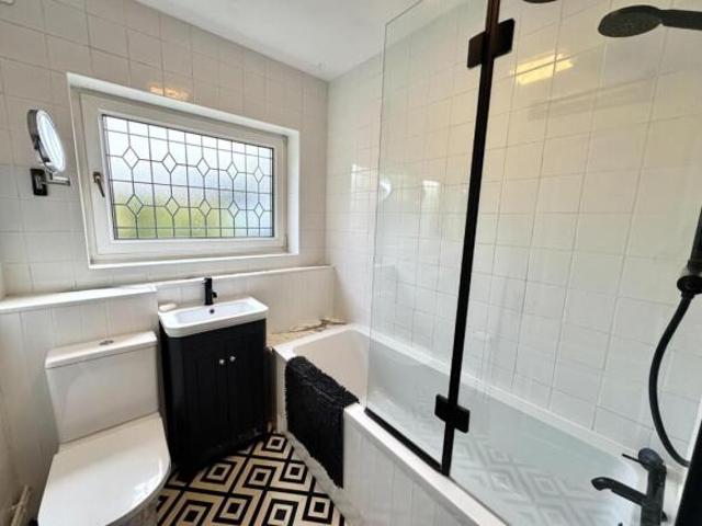2 bedroom semi detached bungalow for rent in Water Lane, Wootton, Northampton, NN4