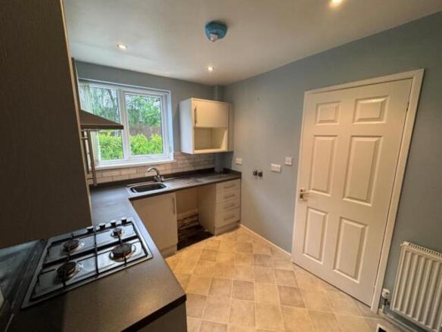2 bedroom semi detached bungalow for rent in Woodley Road Leicester LE6