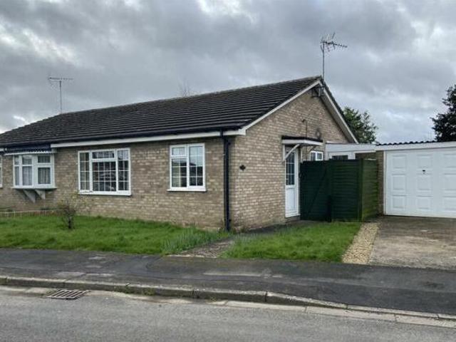 2 Bedroom Semi detached Bungalow For Rent In Donington