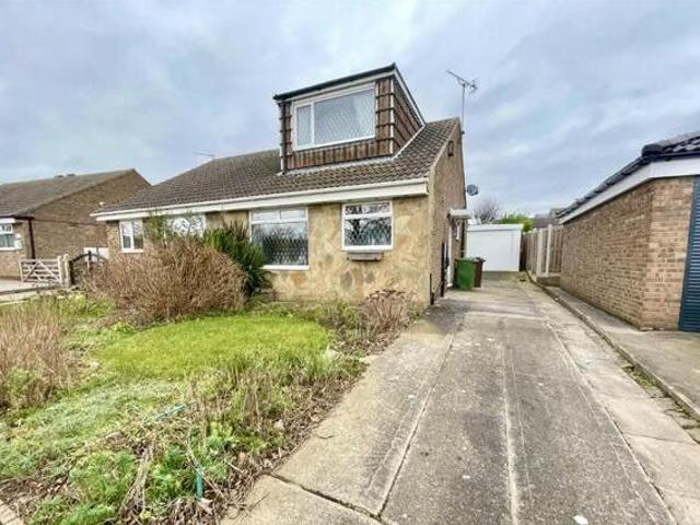 2 Bedroom Semi detached Bungalow For Rent In Leeds, West Yorkshire