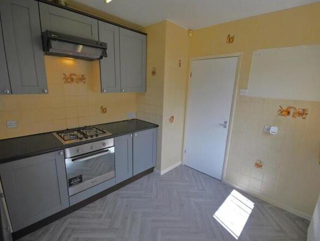 2 bedroom semi detached bungalow for rent in Lindrick Close, Bessacarr, Doncaster, DN4