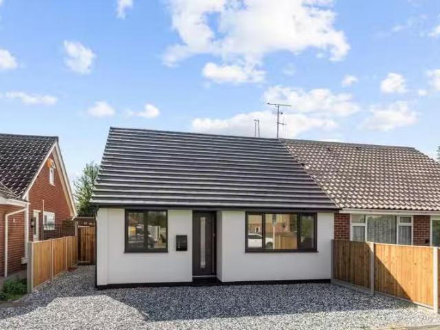 2 bedroom semi detached bungalow for rent in Swanbourne Road.