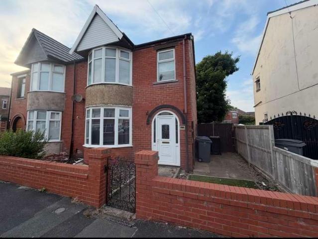 2 Bedroom Semi Detached House