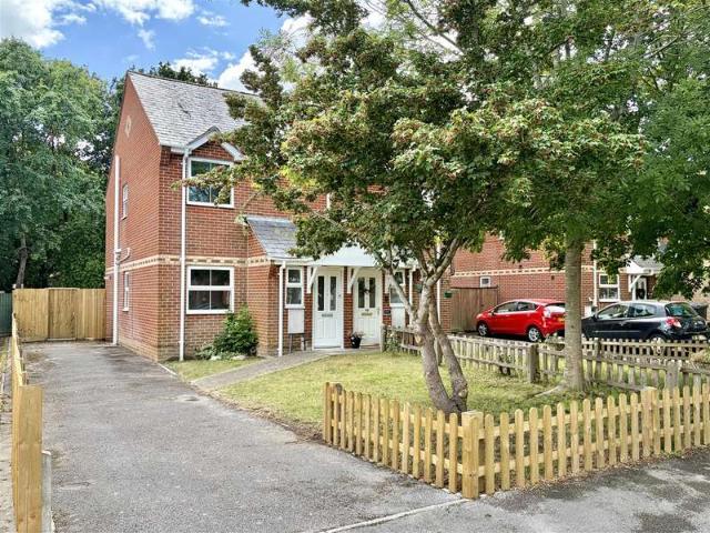2 Bedroom Semi Detached House