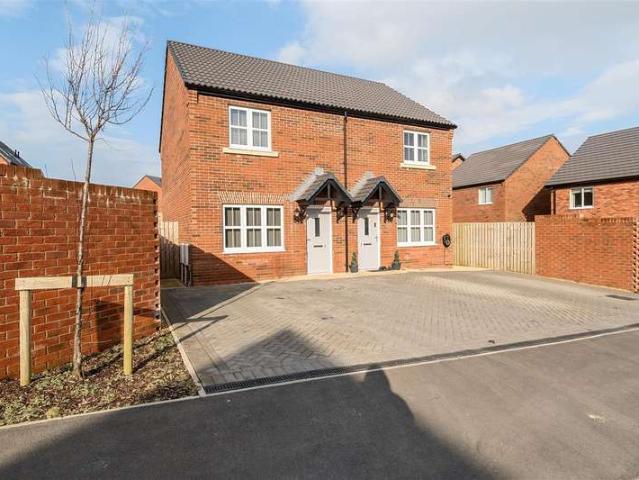2 Bedroom Semi Detached House