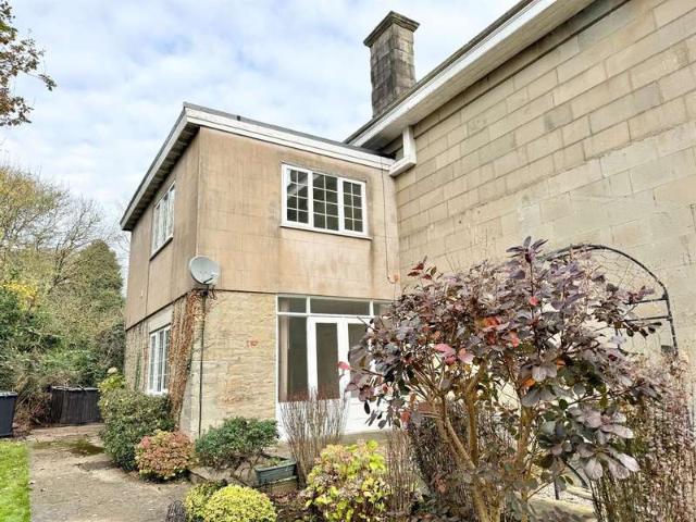 2 Bedroom Semi Detached House
