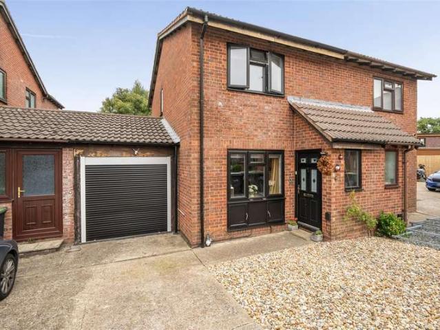 2 Bedroom Semi Detached House
