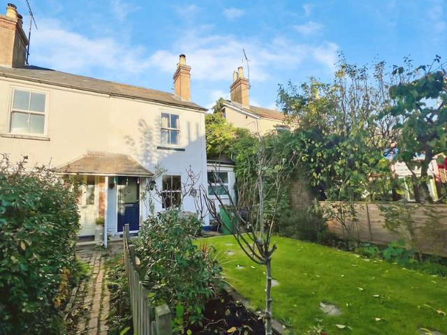 2 Bedroom Semi Detached House