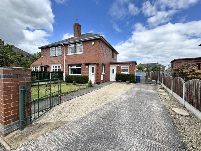 2 Bedroom Semi Detached House