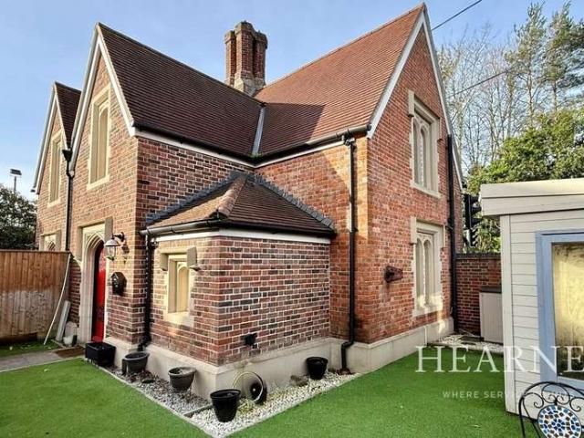 2 Bedroom Semi Detached House