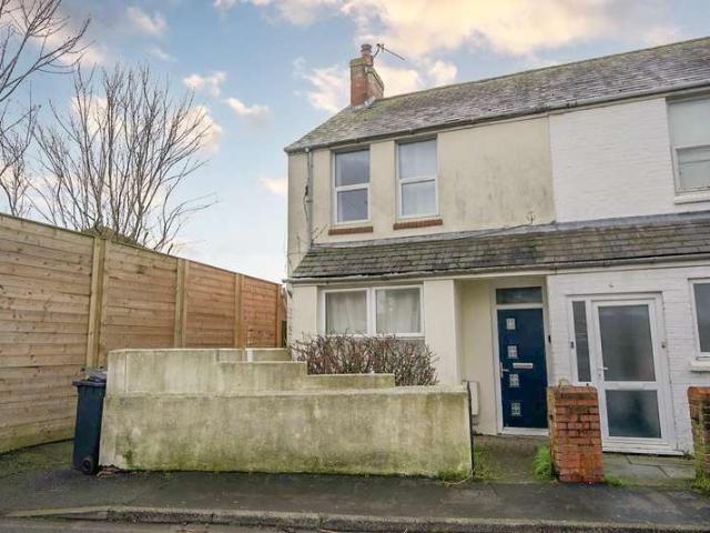 2 Bedroom Semi Detached House