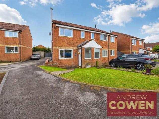 2 Bedroom Semi Detached House