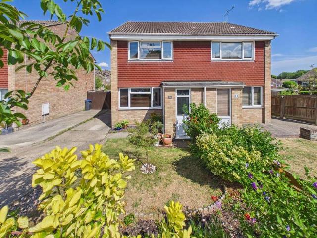 2 Bedroom Semi Detached House