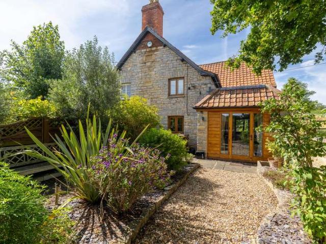 2 Bedroom Semi Detached House