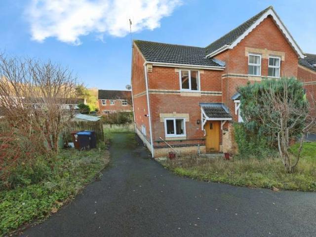2 Bedroom Semi Detached House