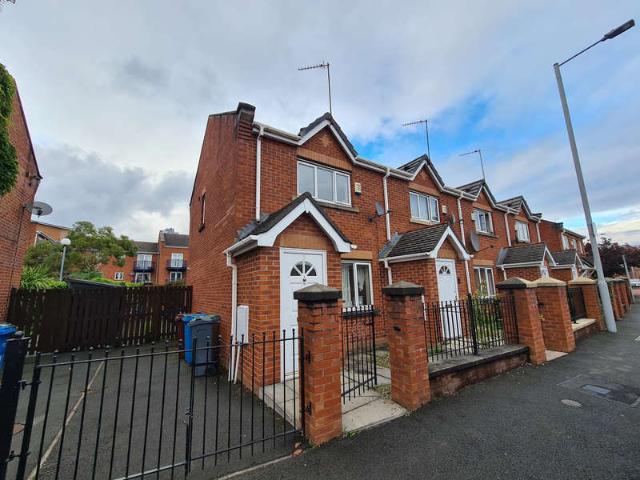 2 Bedroom Semi Detached House