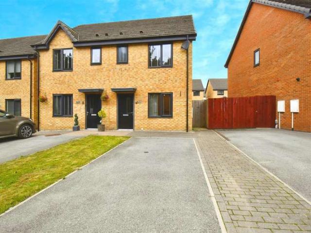 2 Bedroom Semi Detached House