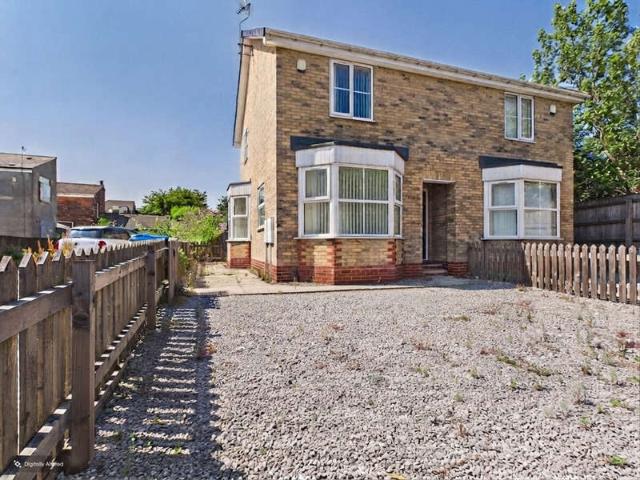 2 Bedroom Semi Detached House