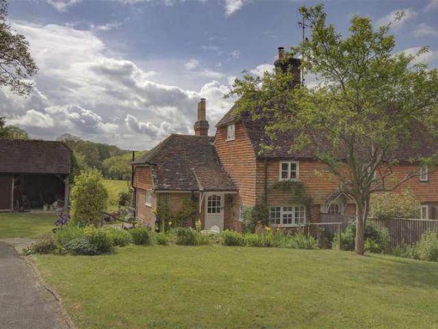 2 Bedroom Semi Detached House