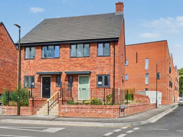 2 Bedroom Semi Detached House