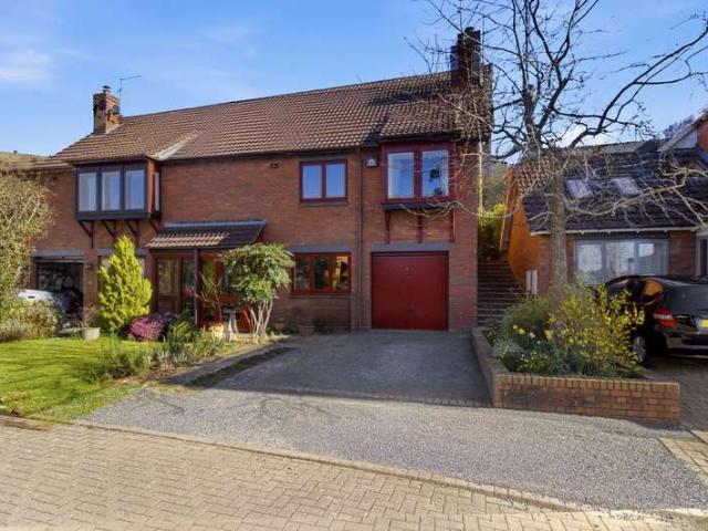 2 Bedroom Semi Detached House