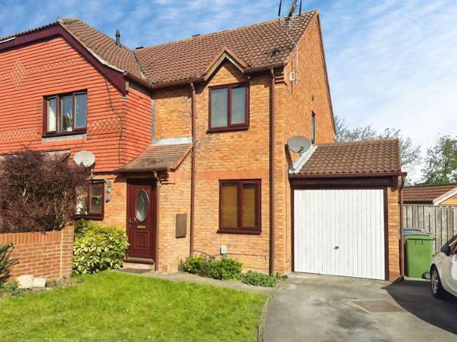 2 Bedroom Semi Detached House