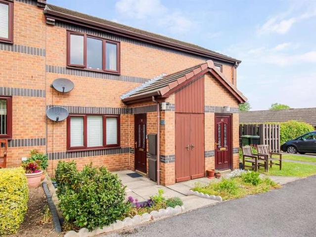 2 Bedroom Semi Detached House