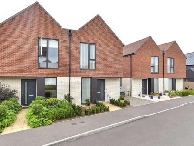 2 Bedroom Semi Detached House
