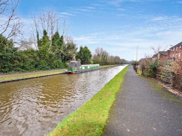 2 Bedroom Semi Detached House