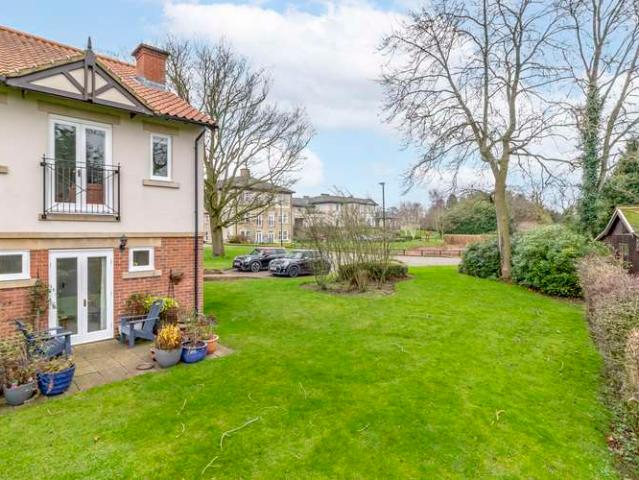 2 Bedroom Semi Detached House