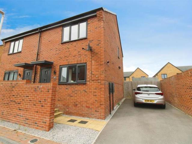 2 Bedroom Semi Detached House
