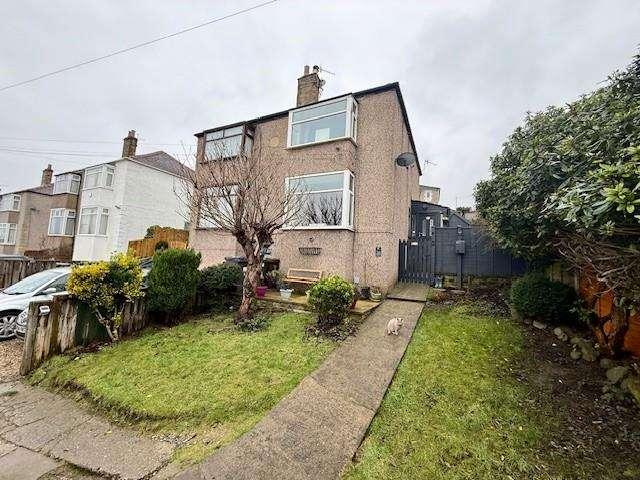 2 Bedroom Semi Detached House